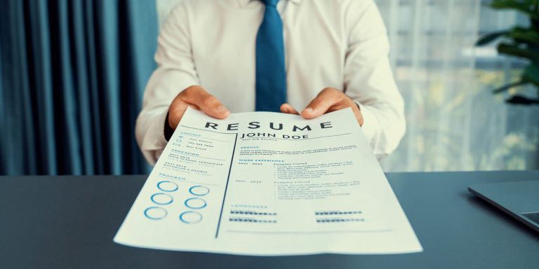 10 Frequently Asked Questions About Resumes & Cover Letters